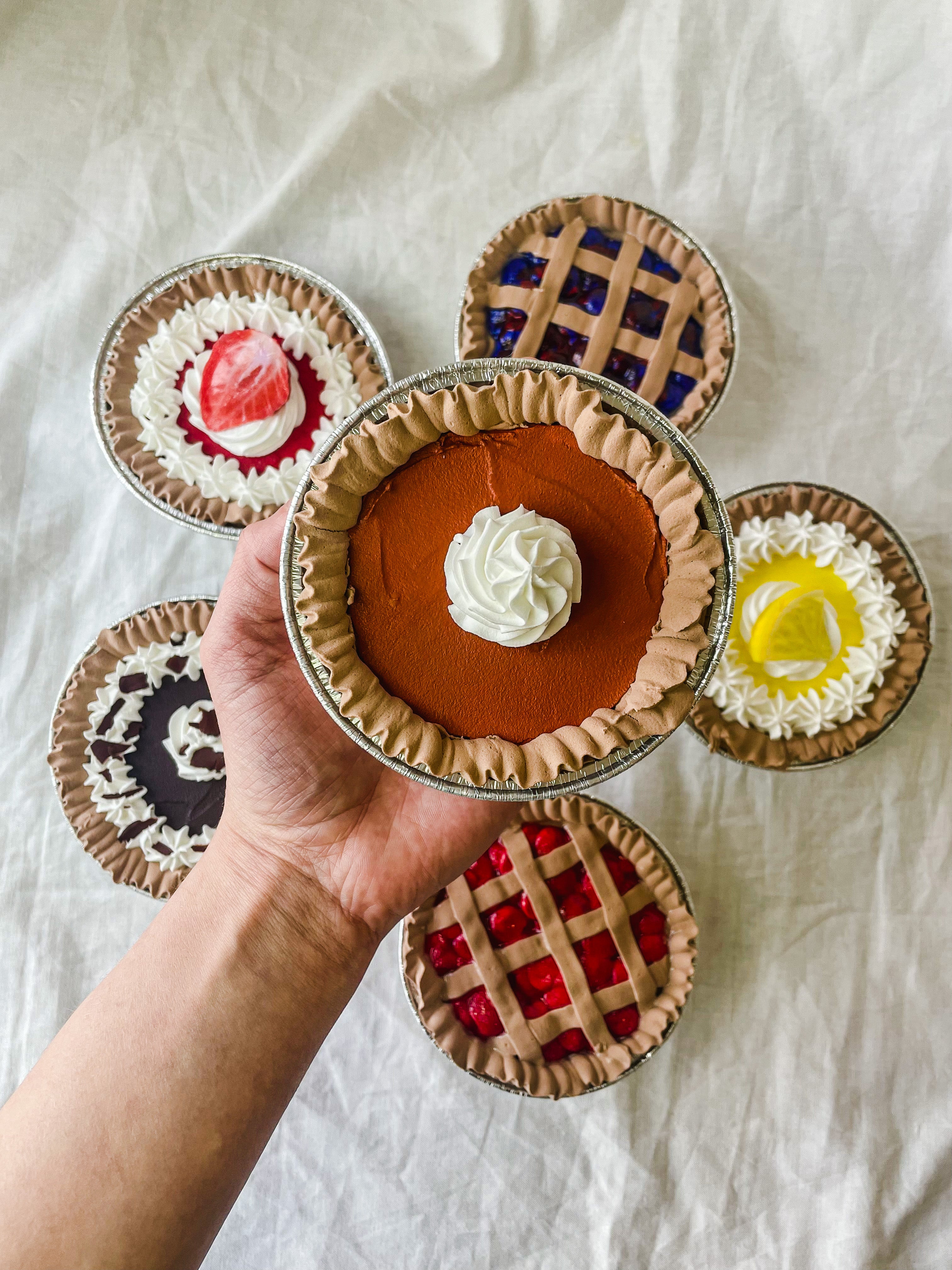 Fake pies – CakeShackCo